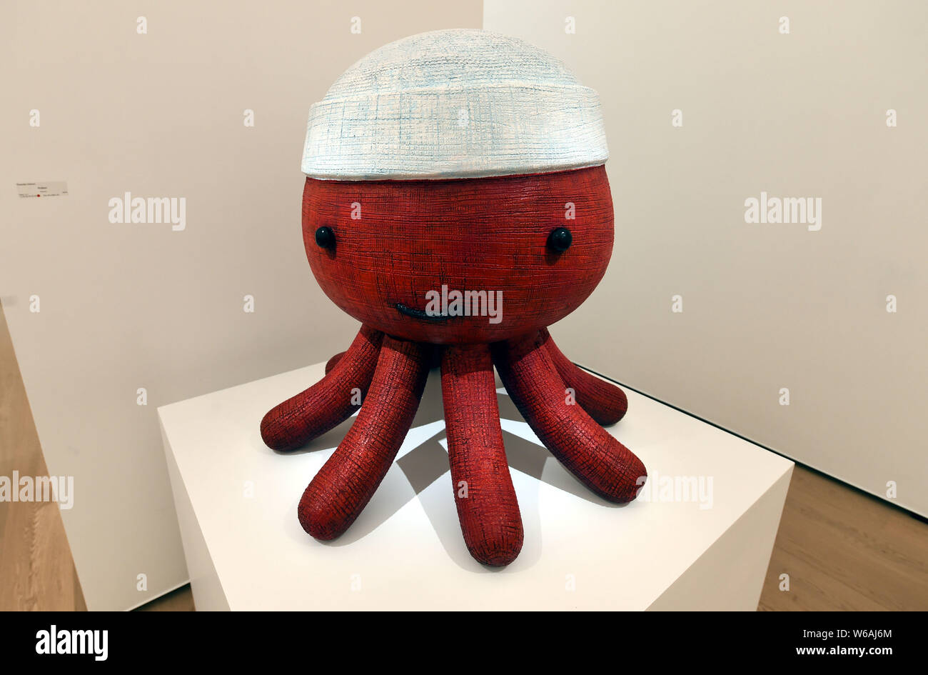 Une installation artistique de 'Kraken géant' conçu par l'artiste ...