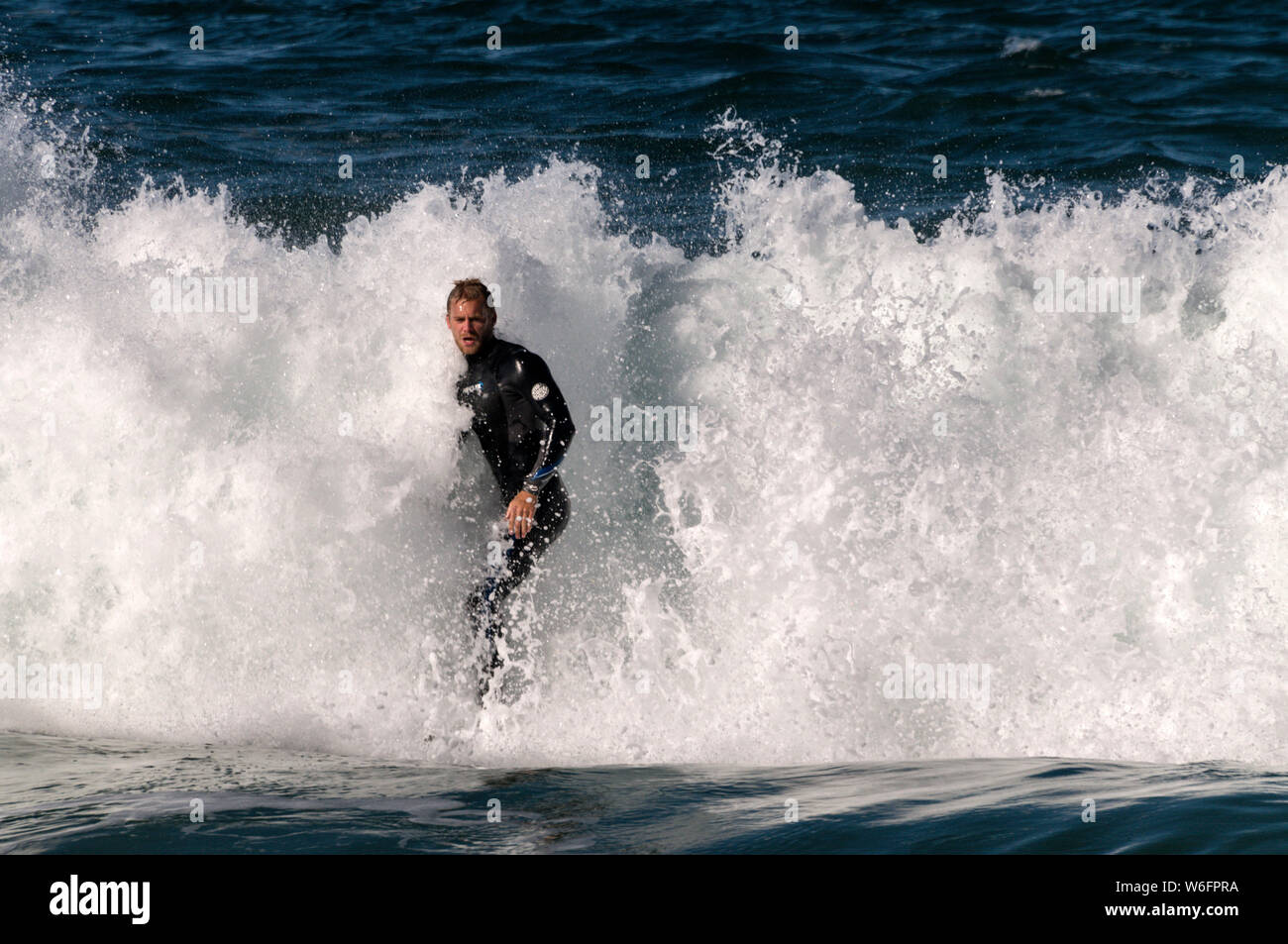 Surfeur australien Banque de photographies et d’images à haute ...