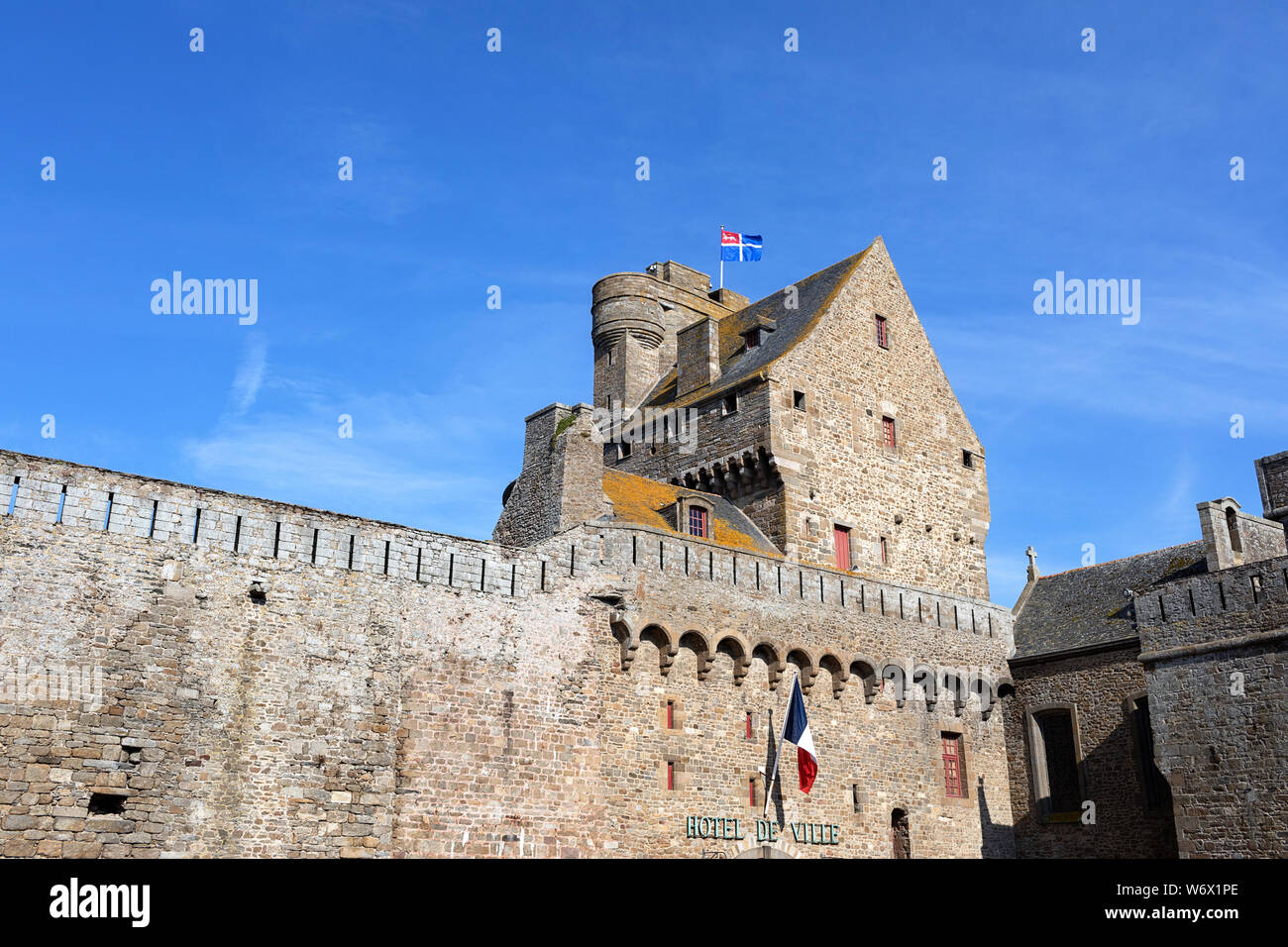 Vieux rempart bretagne Banque de photographies et d’images à haute ...