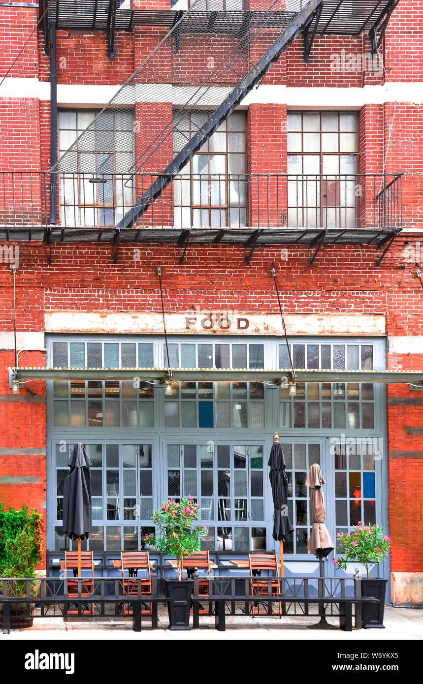 Bâtiment industriel en briques rouges Banque de photographies et d ...