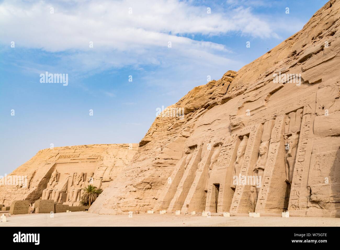 Abu Simbel temple, un magnifique monument construit par le pharaon ...