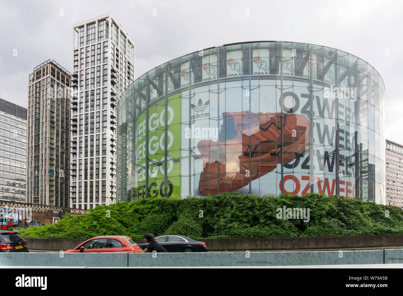 Odeon bfi imax cinema Banque de photographies et d’images à haute ...