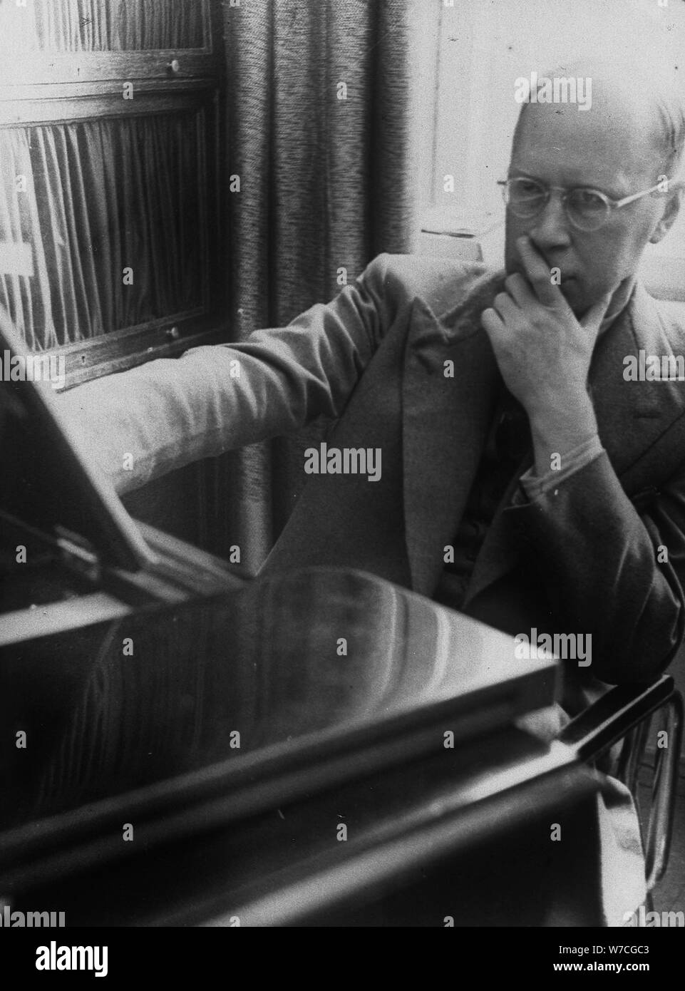 Portrait of the composer sergei prokofiev Banque d'image et photos - Alamy