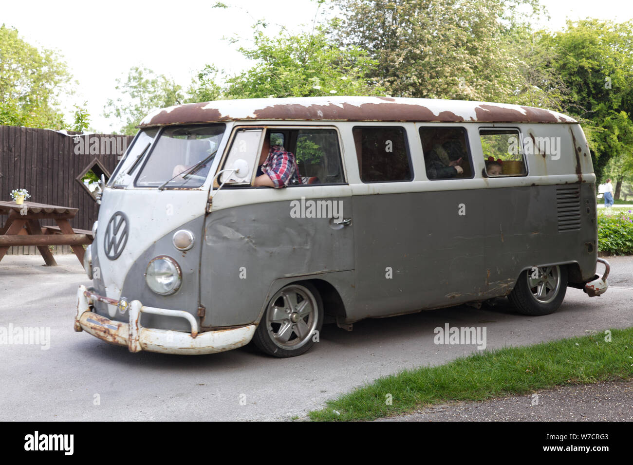 Volkswagen camper van bus rat look Banque de photographies et d’images ...