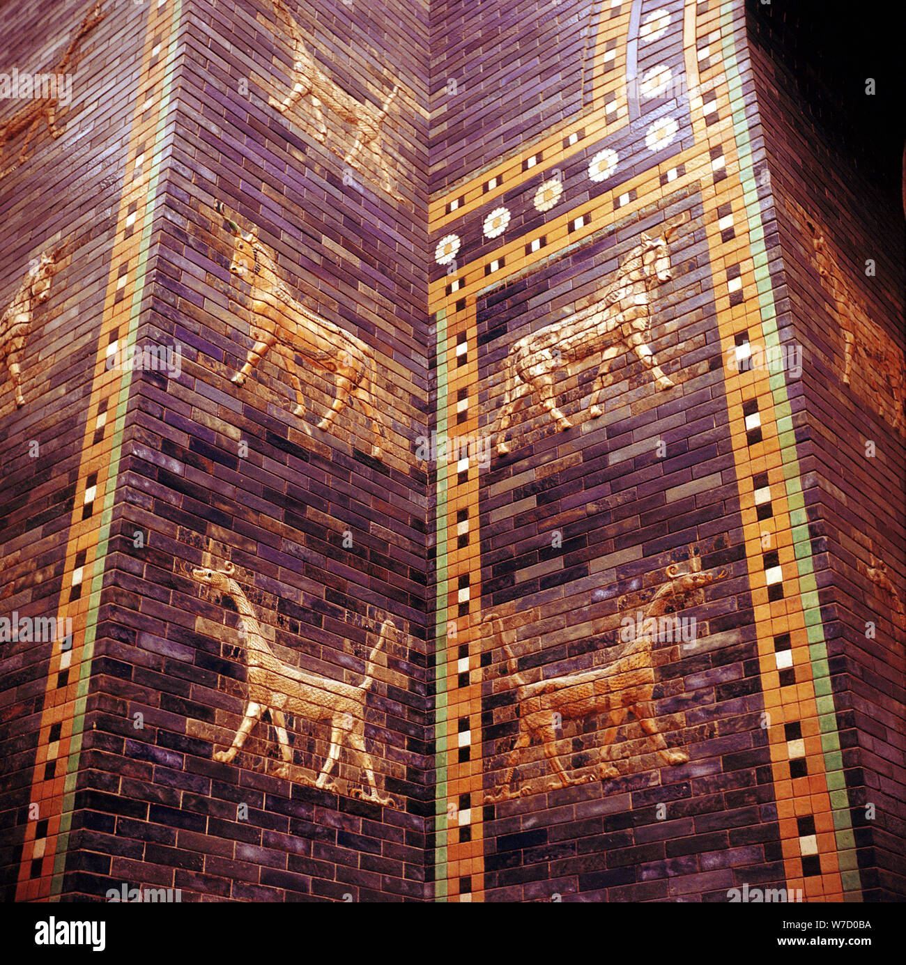 Ishtar gate lion Banque de photographies et d’images à haute résolution - Page 2 - Alamy