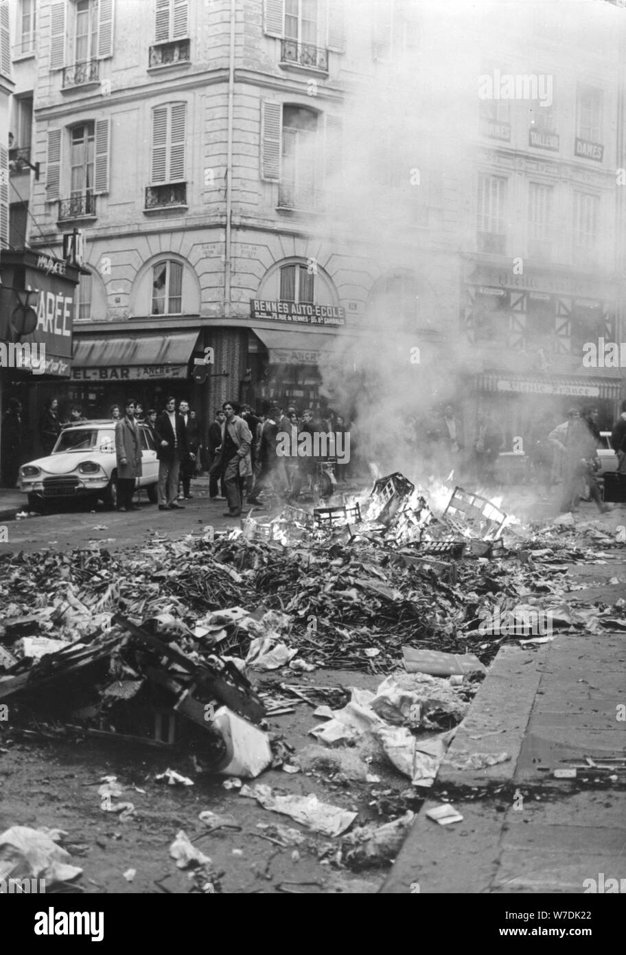 Paris may 1968 Banque de photographies et d’images à haute résolution ...
