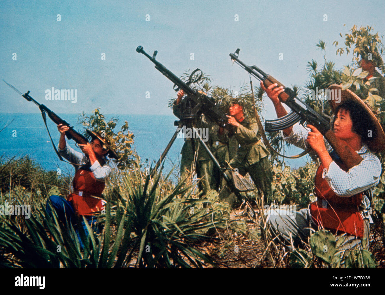 Femme mer couleur années 1960 Banque de photographies et d’images à ...