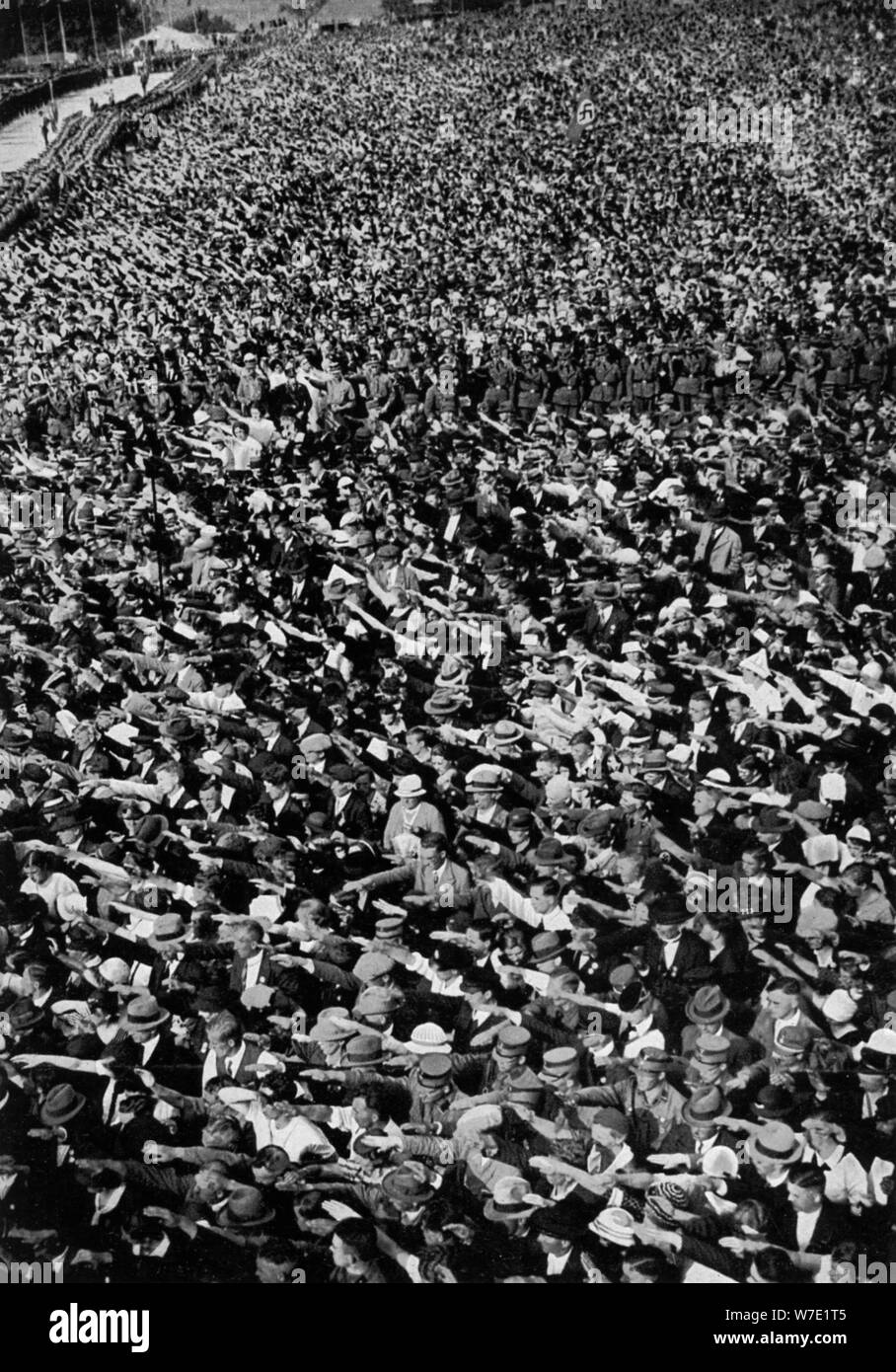 1934 nazis allemagne Banque de photographies et d’images à haute ...