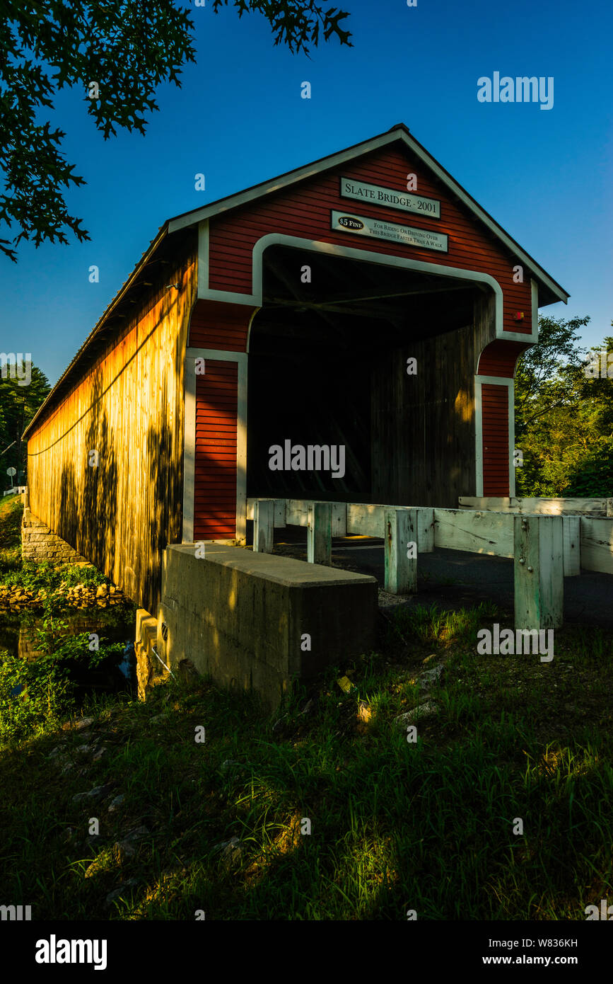 Pont couvert d'ardoise Banque de photographies et d’images à haute ...
