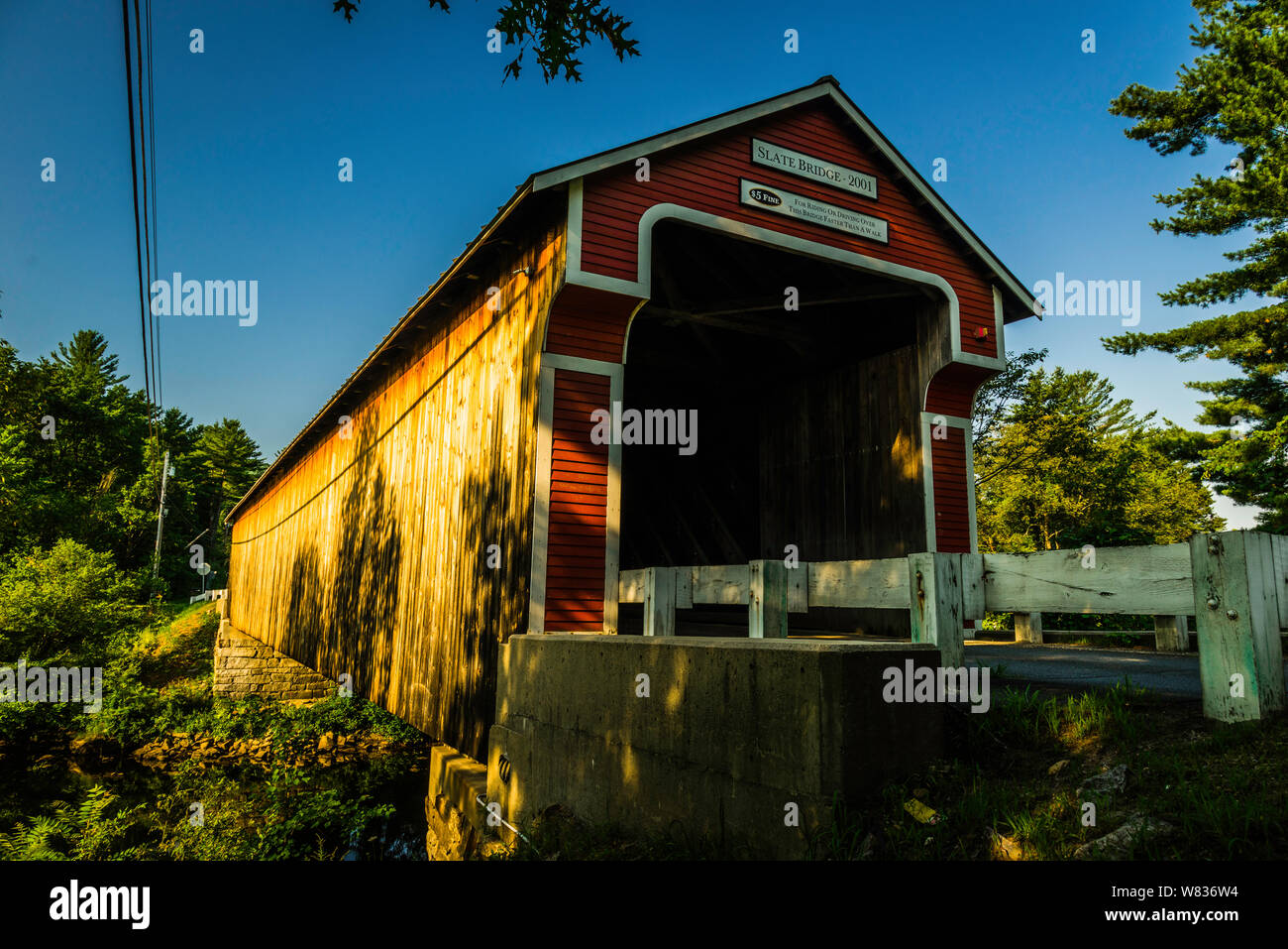 Pont couvert d'ardoise Banque de photographies et d’images à haute ...