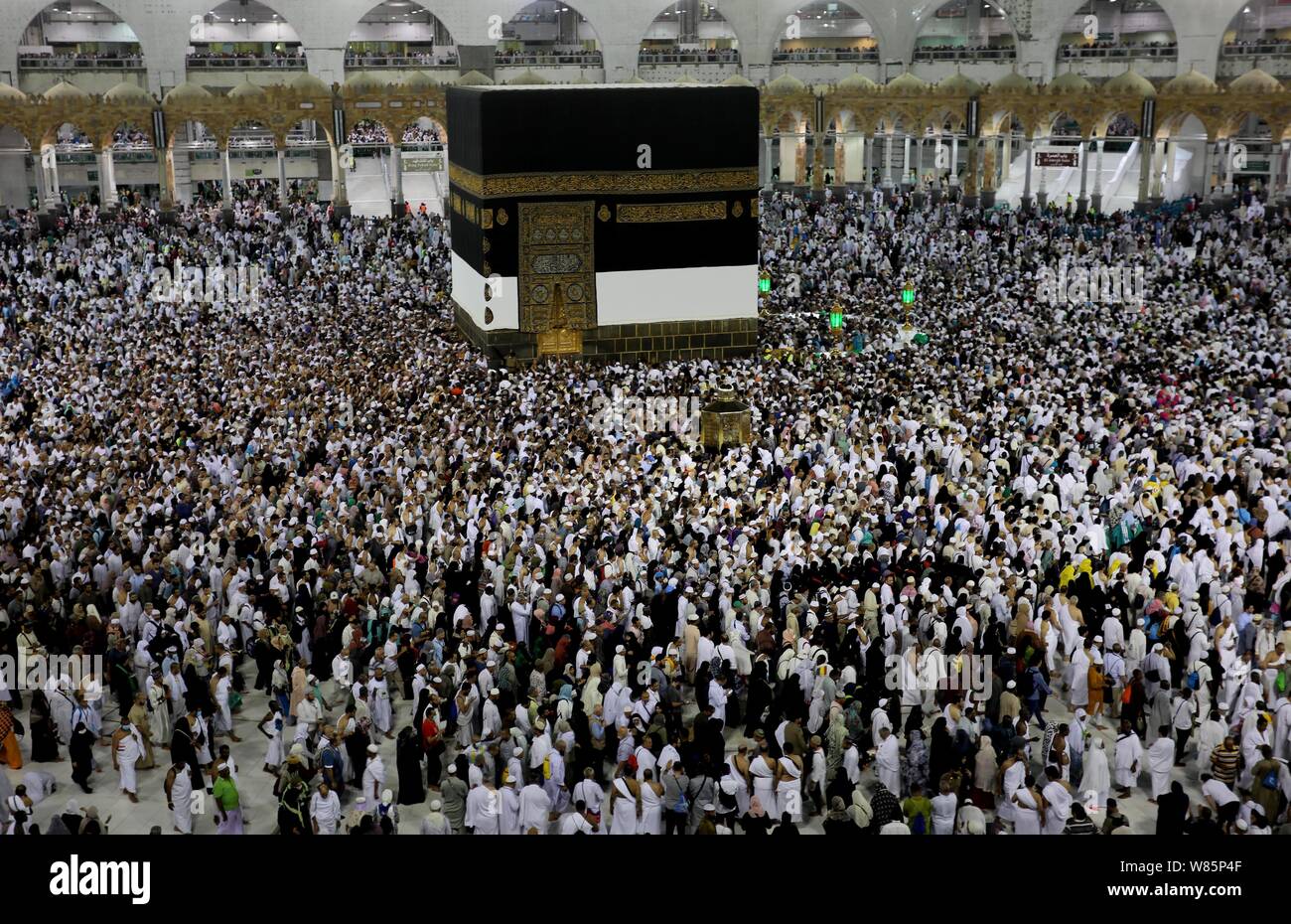 Cave of hira Banque de photographies et d’images à haute résolution - Alamy