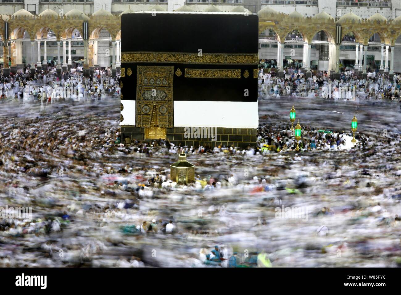 Cave of hira Banque de photographies et d’images à haute résolution - Alamy