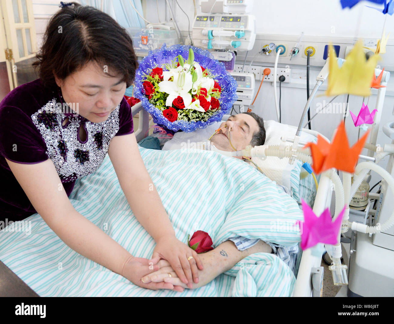 --FILE--enseignant britannique Mark Terence, qui a fait don de ses ...