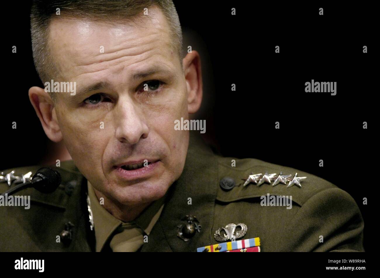 Chief staff peter pace Banque de photographies et d’images à haute ...