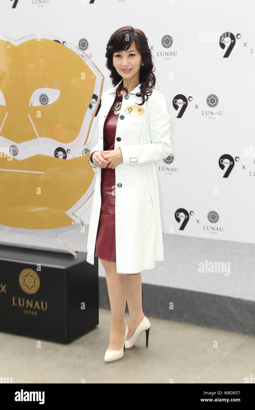 Angie chiu Banque de photographies et d’images à haute résolution - Alamy