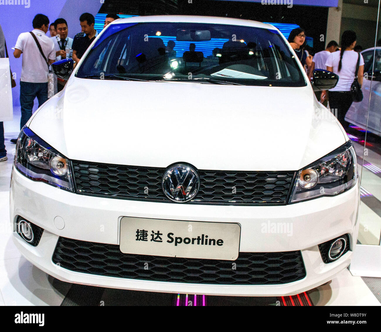 Volkswagen jetta 2015 Banque de photographies et d’images à haute ...