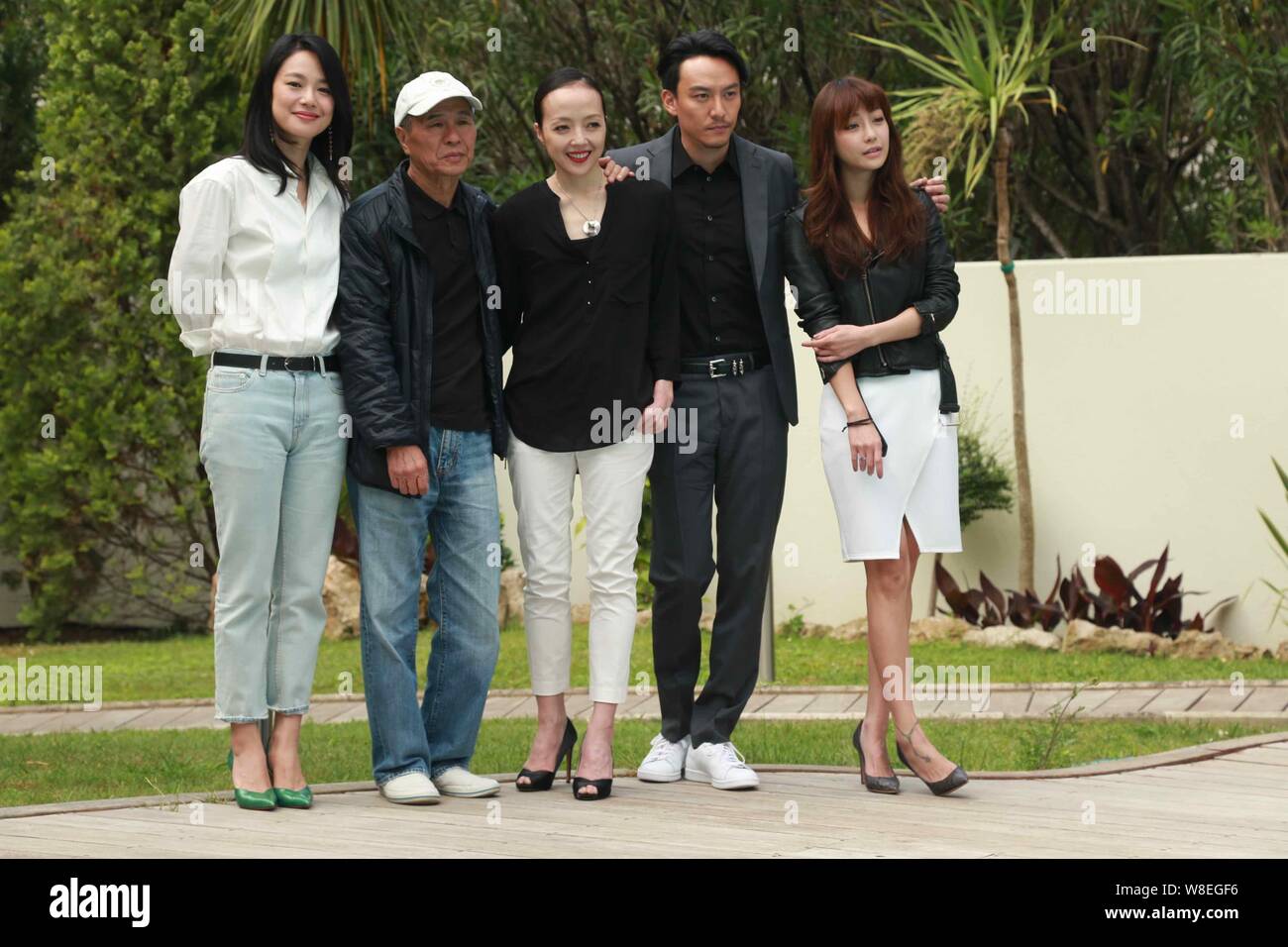 (De gauche), l'actrice chinoise Zhou Yun réalisateur Taiwanais Hou Hsiao-Hsien, danseur, acteur ...