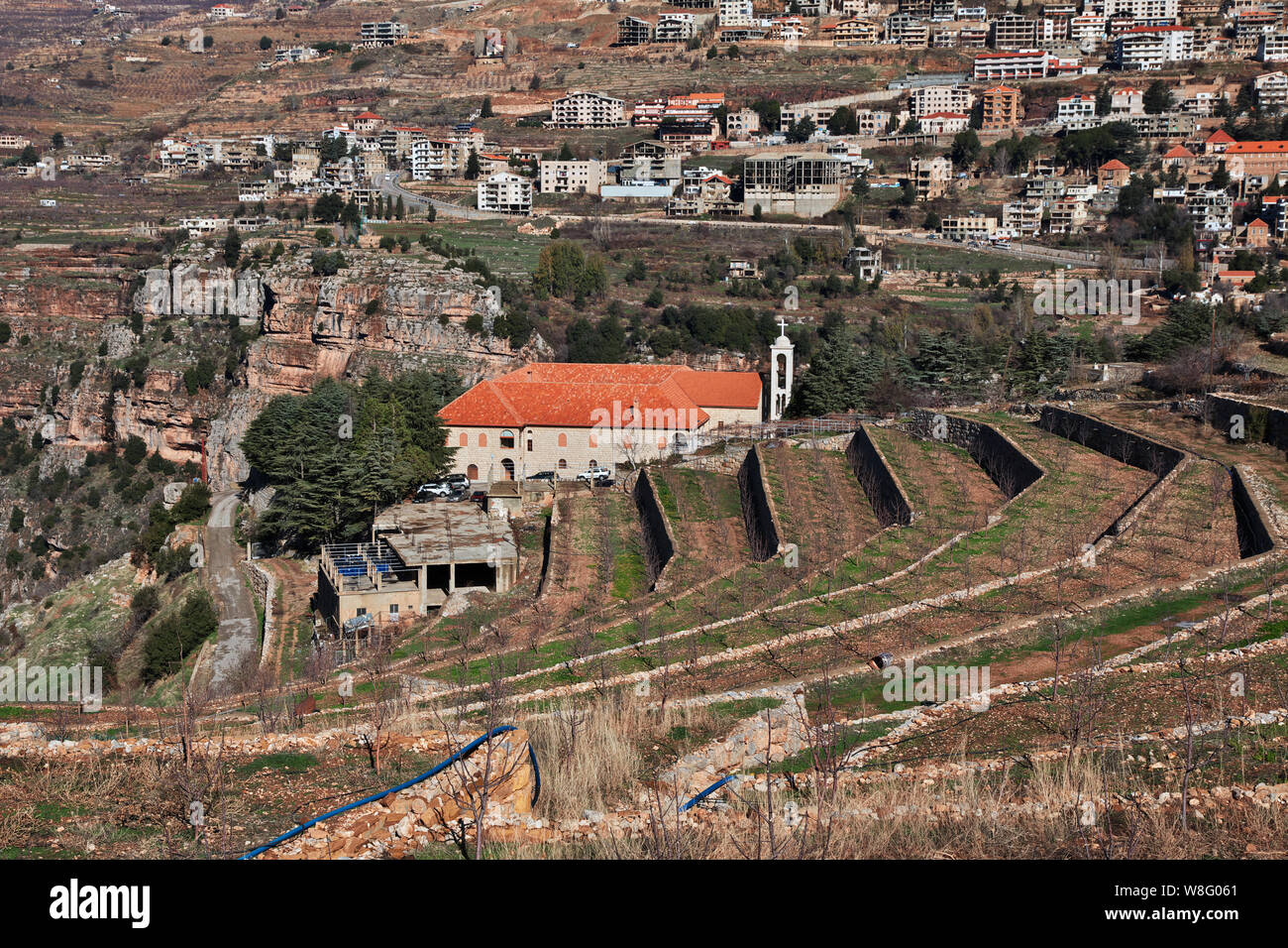 Lebanon kadisha valley cave monastery Banque de photographies et d ...