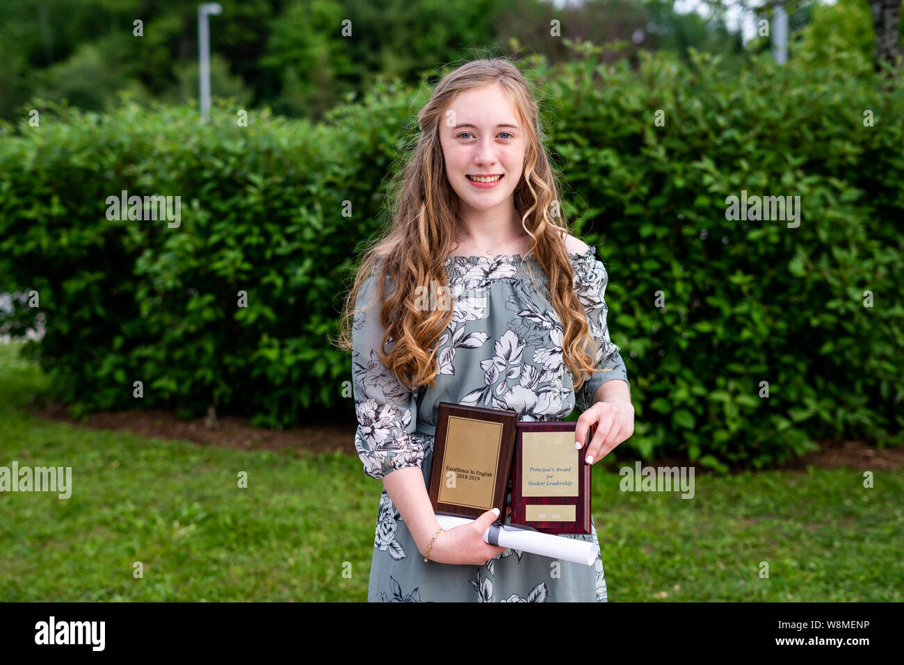 Teen certificate Banque de photographies et d’images à haute résolution ...