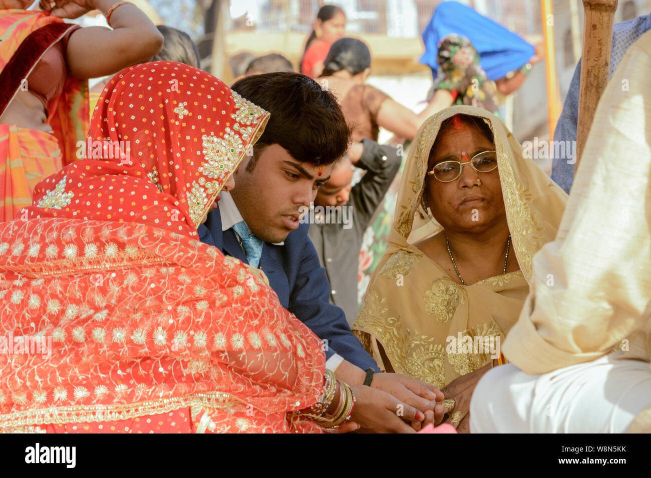 Hindu wedding ceremony Banque de photographies et d’images à haute ...
