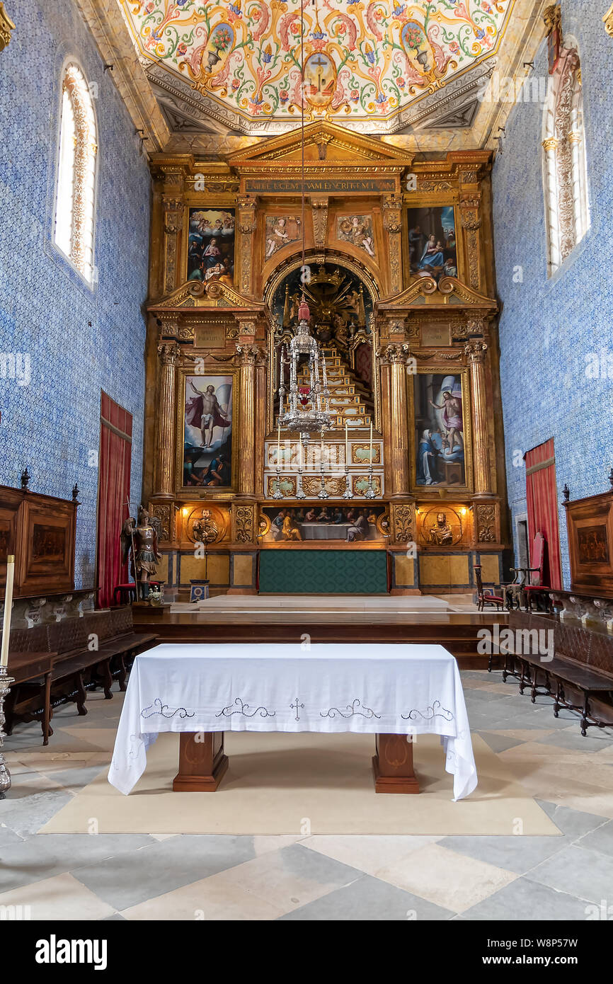 L'Université de Coimbra Chapelle ou chapelle de São Miguel est une ...