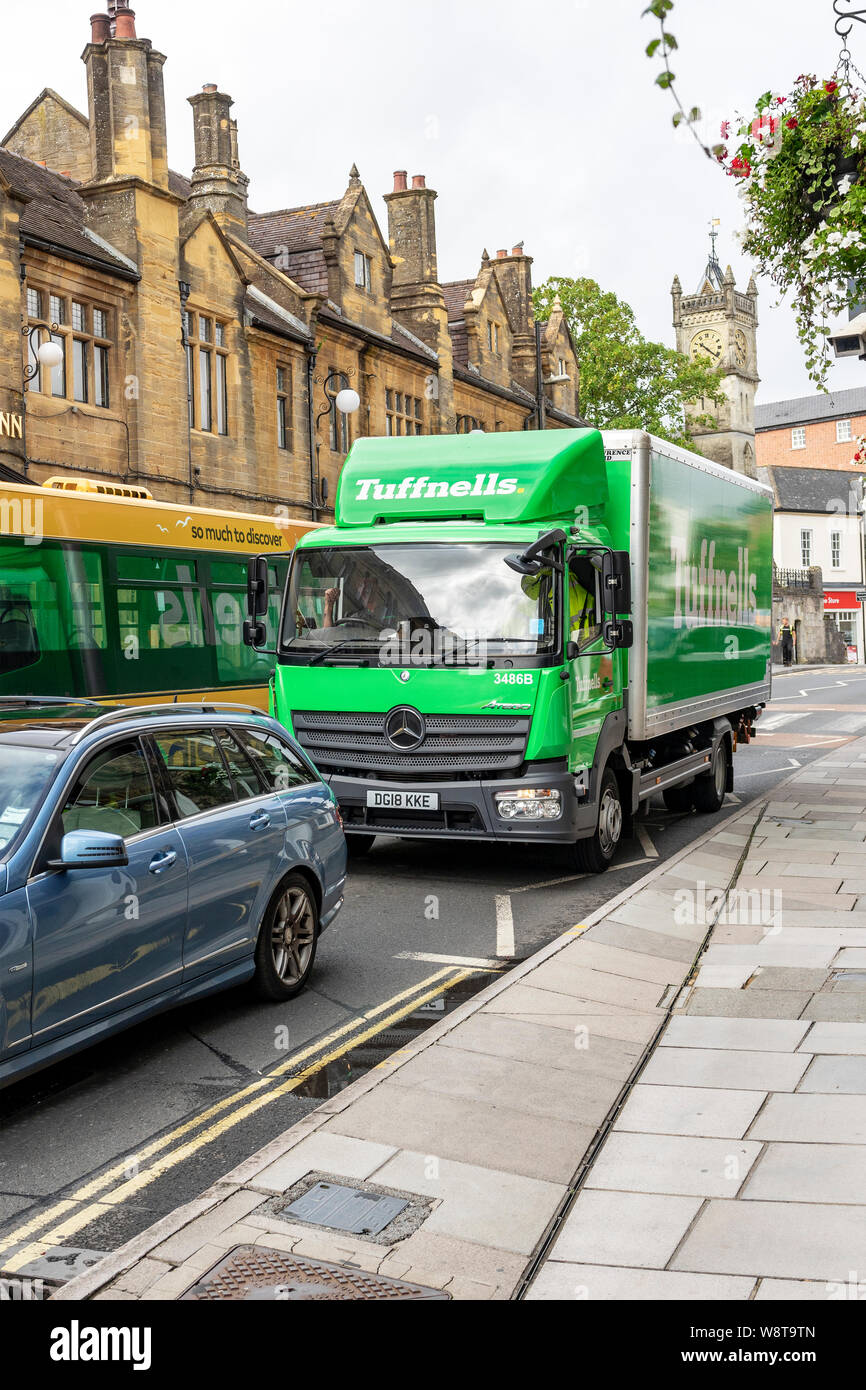 Camion de livraison tuffnells Banque de photographies et d’images à ...