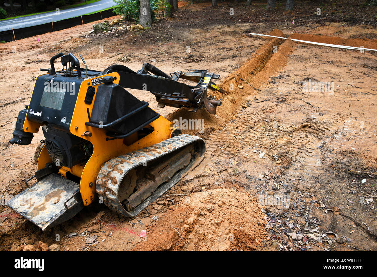 Arroseur de pelouse tracteur Banque de photographies et d’images à ...
