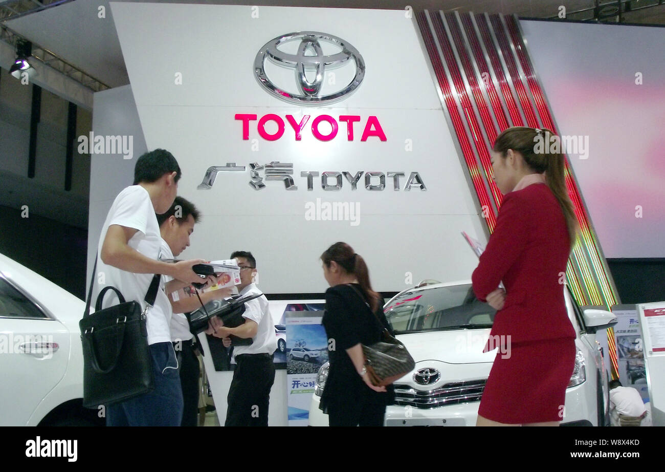 Gac toyota Banque de photographies et d’images à haute résolution - Alamy