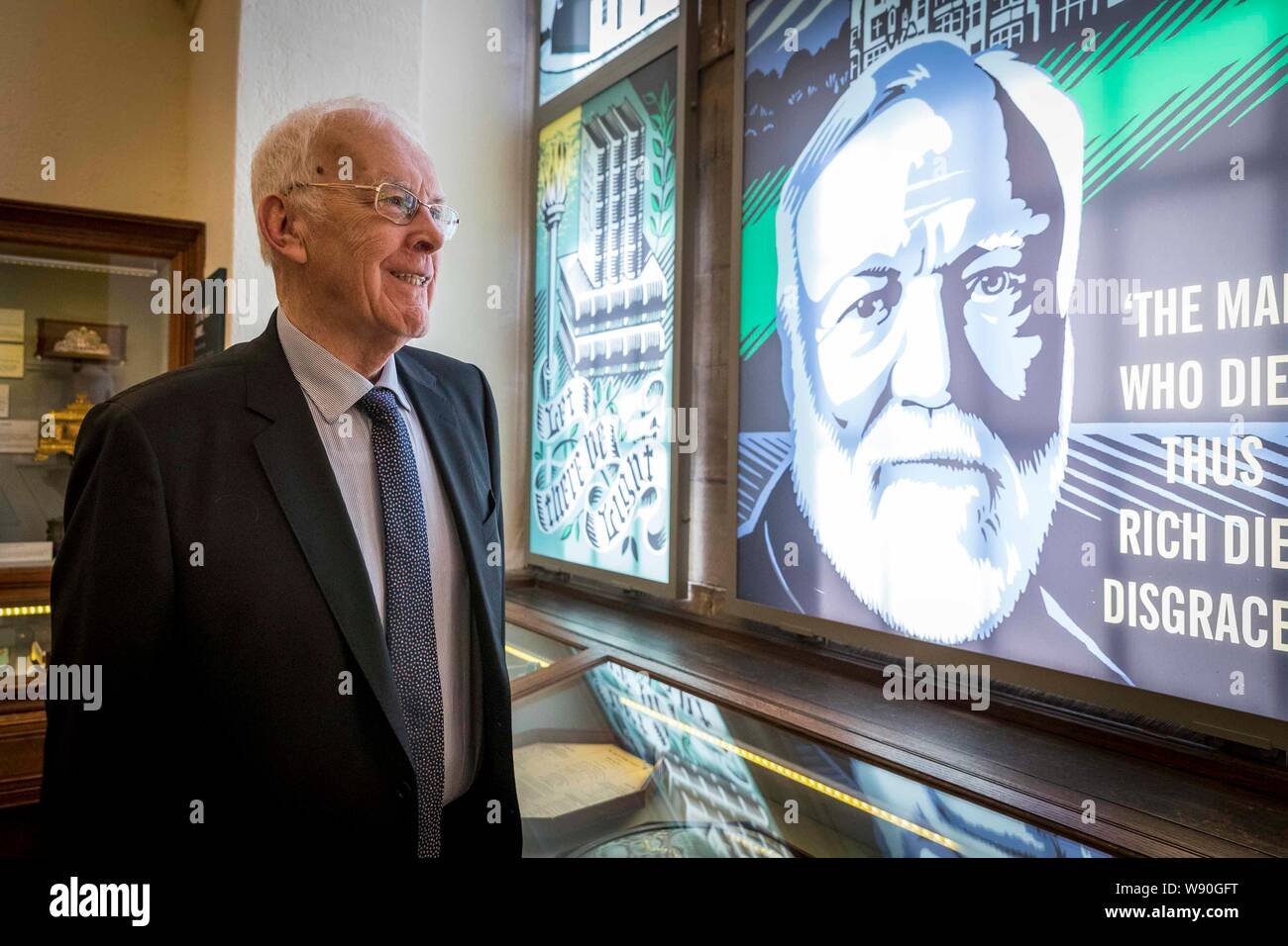 Dr robert morton Banque de photographies et d’images à haute résolution ...