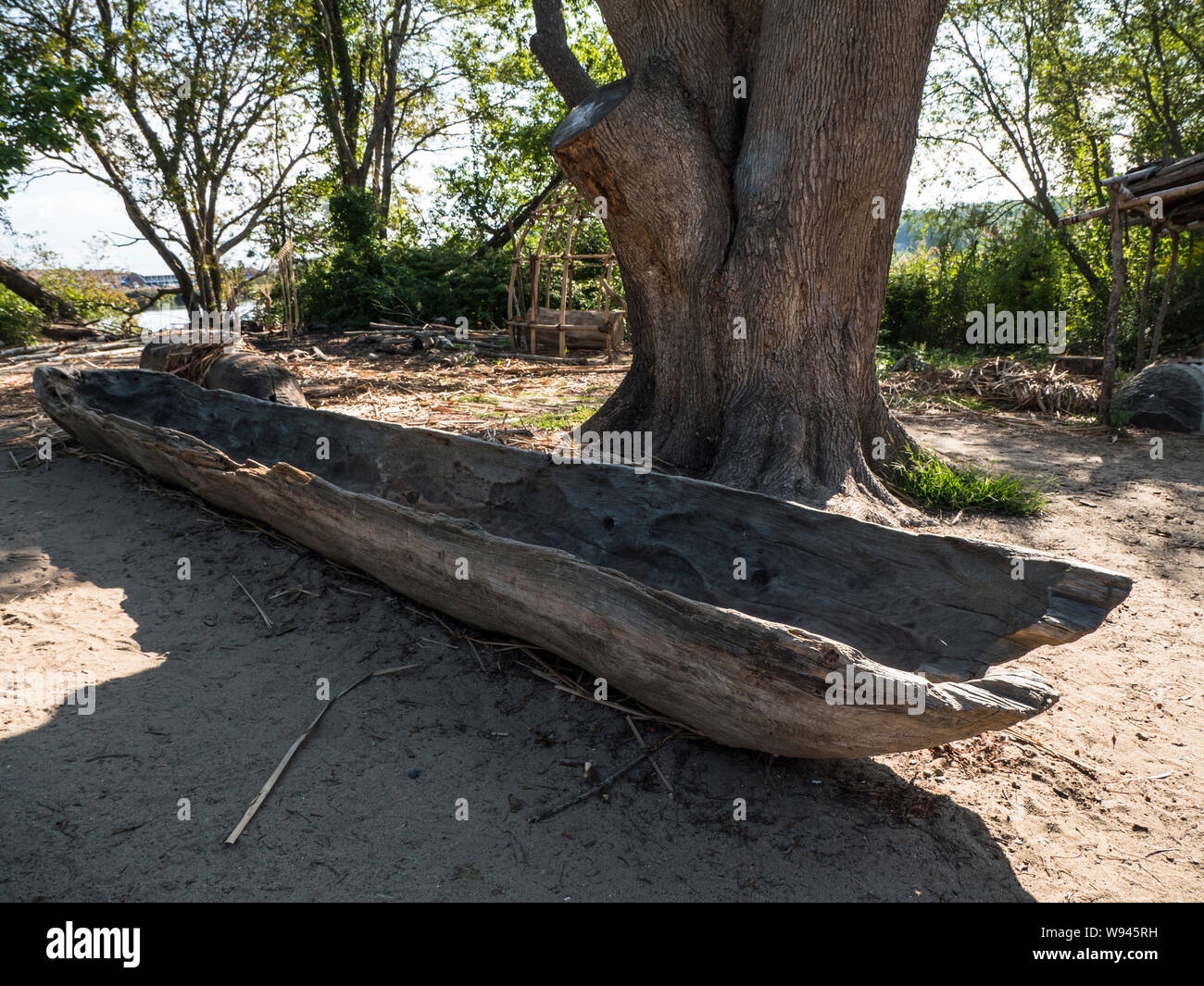 Indian canoe Banque de photographies et d’images à haute résolution - Alamy