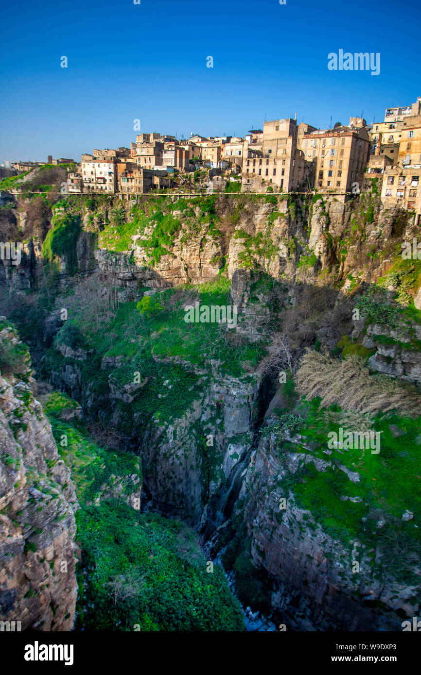 Constantine city algeria Banque de photographies et d’images à haute ...