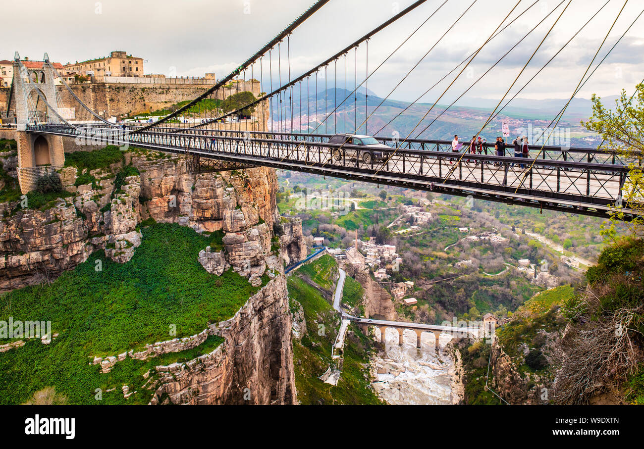 Algérie, Constantine, Constantine, Ville Pont Sidi M'Cid Photo Stock ...