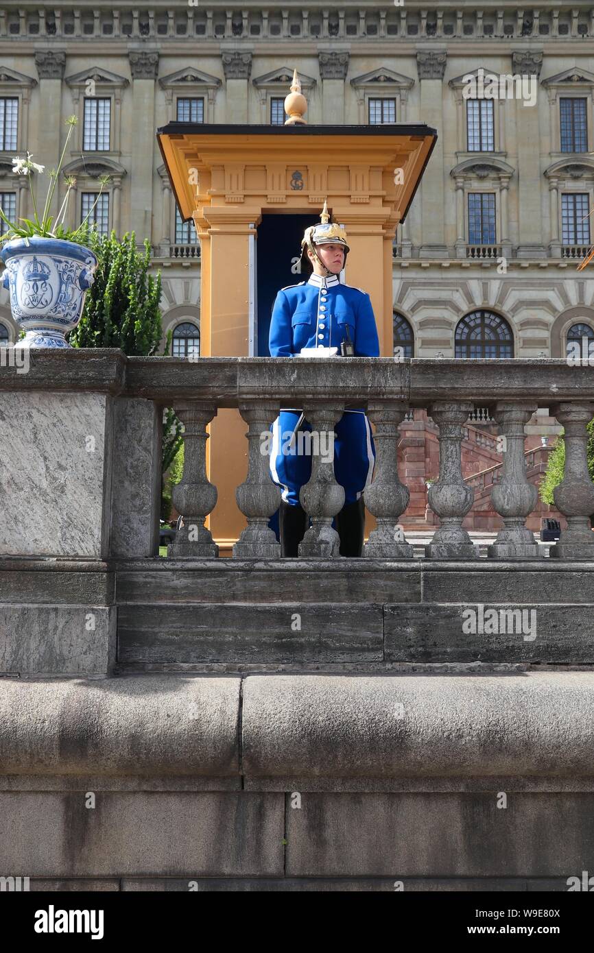 Stockholm sweden female guard Banque de photographies et d’images à ...