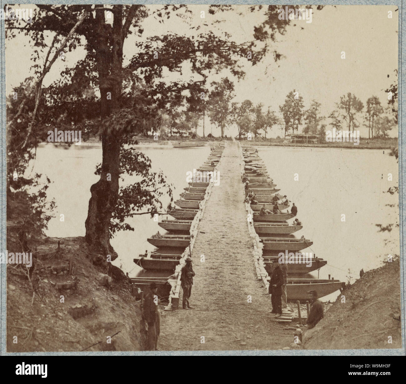 L'Armée de James, ponton de ponts sur la rivière James au fond profond ...