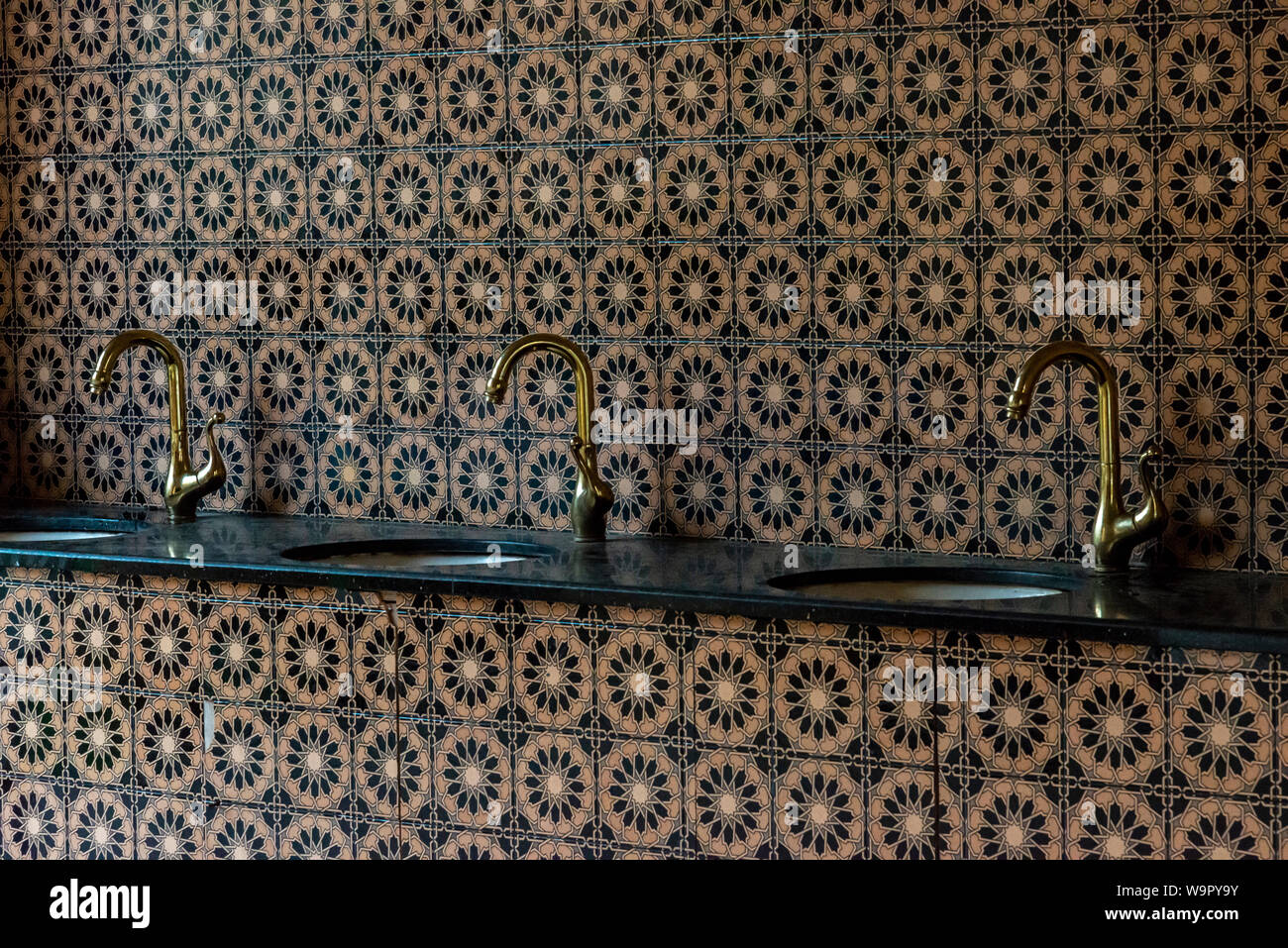 Ablution area Banque de photographies et d’images à haute résolution ...