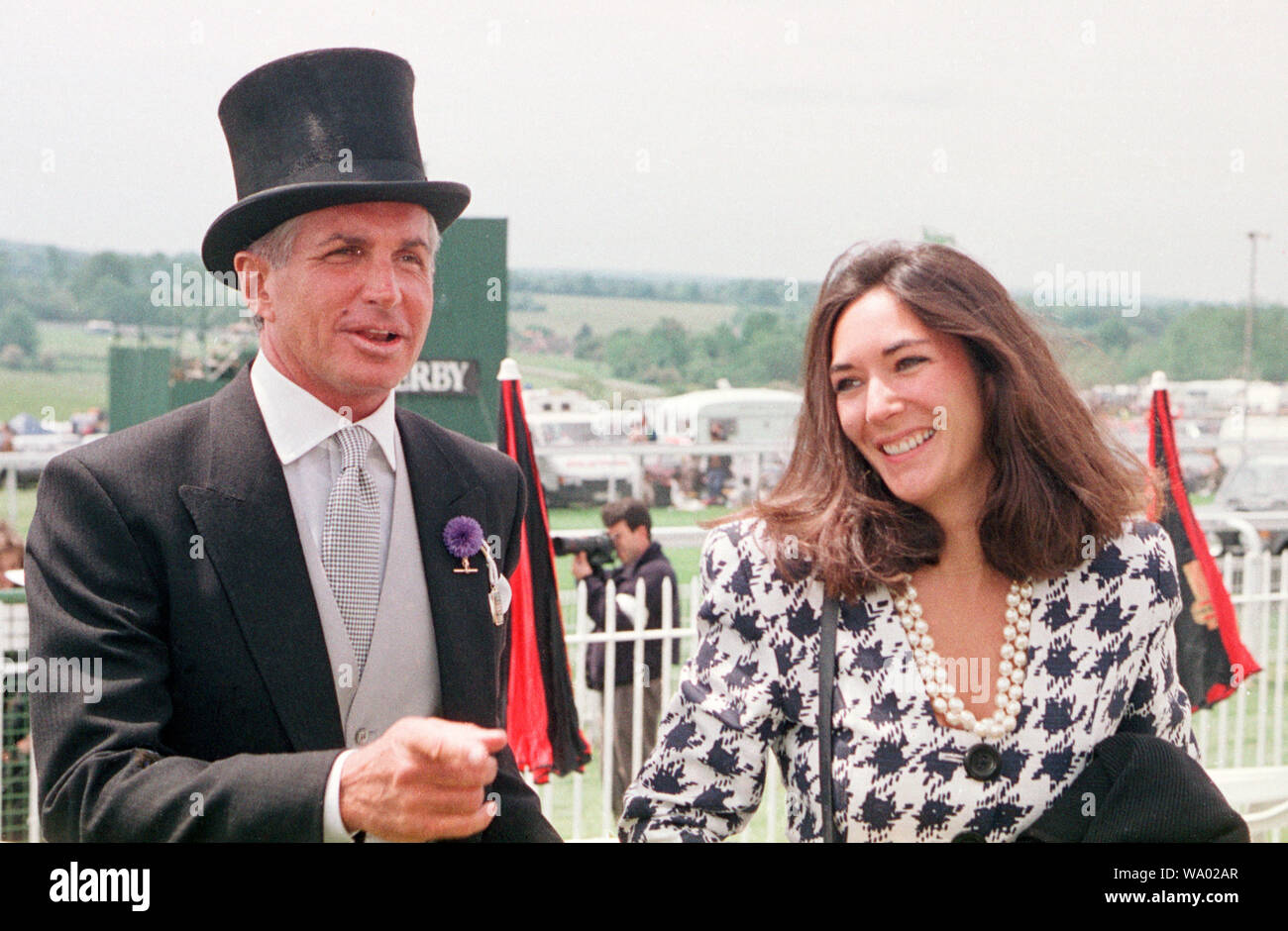 L'acteur George Hamilton avec Ghislaine Maxwell, fille de Robert ...