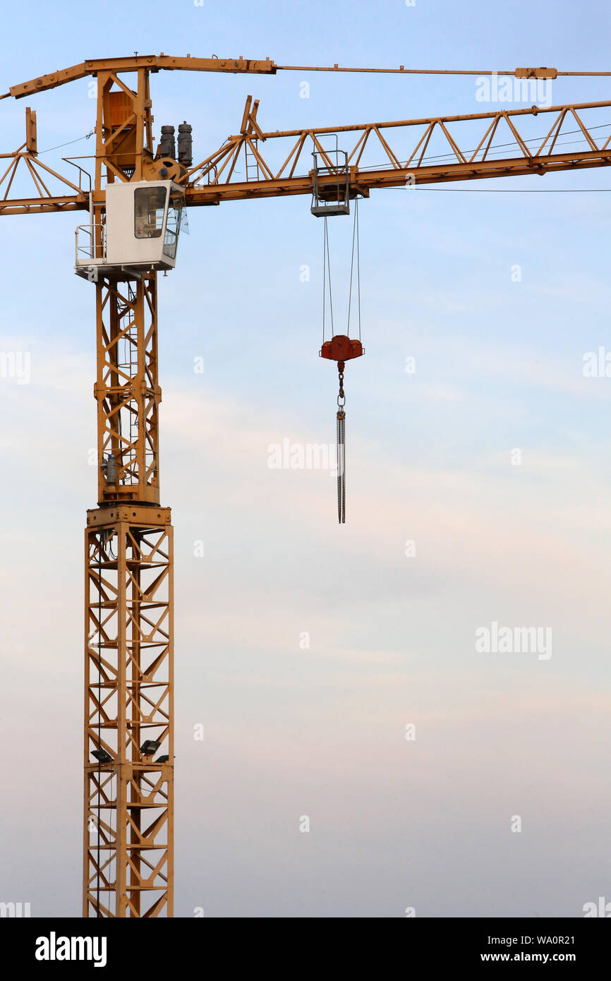 Grue de chantier. / Construction grue Photo Stock - Alamy