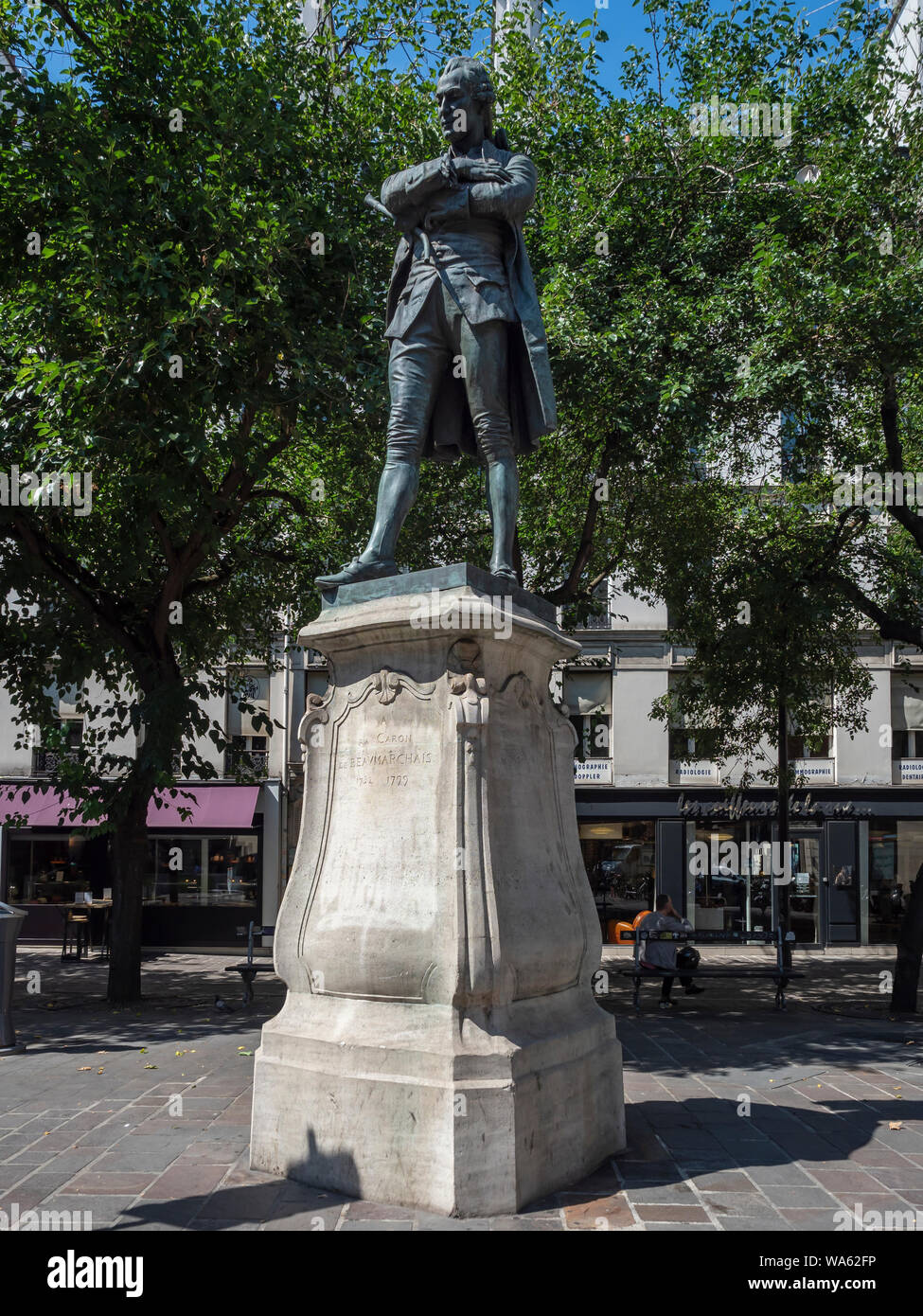 Pierre Augustin Caron De Beaumarchais Statue Banque d'image et photos ...