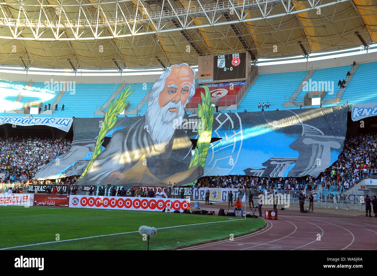 Fans de tunis Banque de photographies et d’images à haute résolution ...
