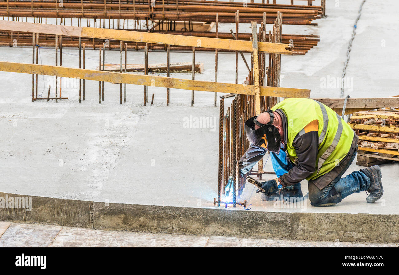 Travailleur btp soudeur Banque de photographies et d’images à haute ...