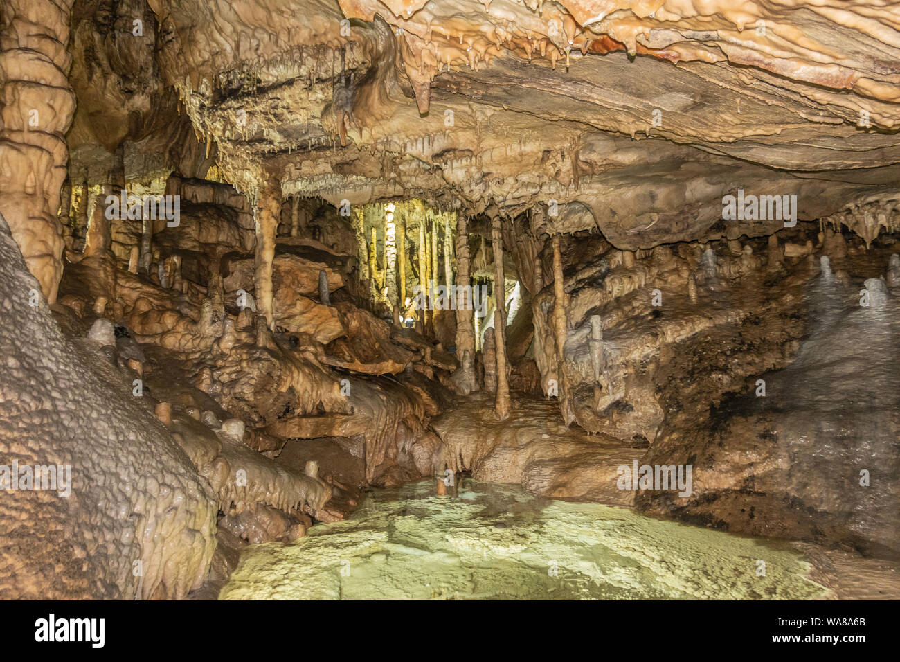 Grottes de han Banque de photographies et d’images à haute résolution ...