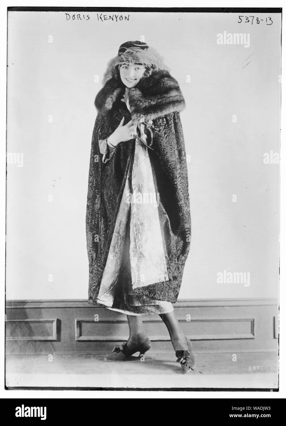 Doris kenyon Banque de photographies et d’images à haute résolution - Alamy