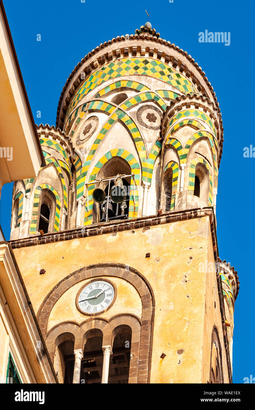 Amalfi, village splendide station balnéaire et capitale de l'homonyme ...