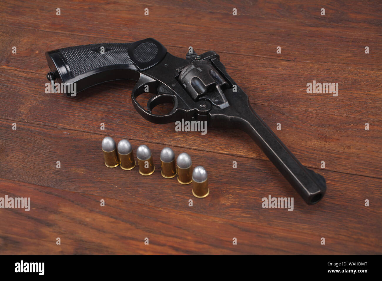 British army handgun Banque de photographies et d’images à haute ...