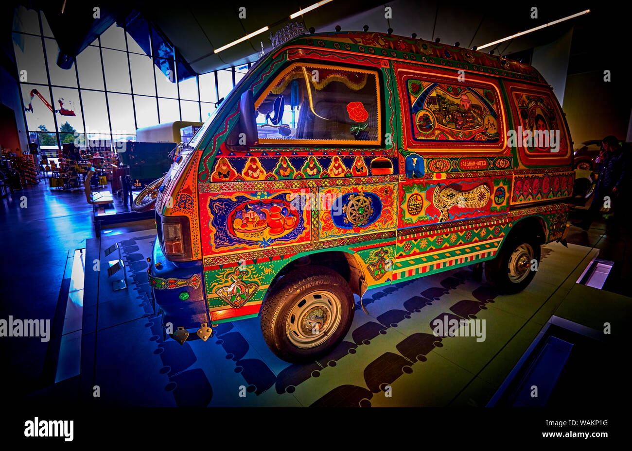 Riverside museum designed by zaha hadid Banque de photographies et d ...