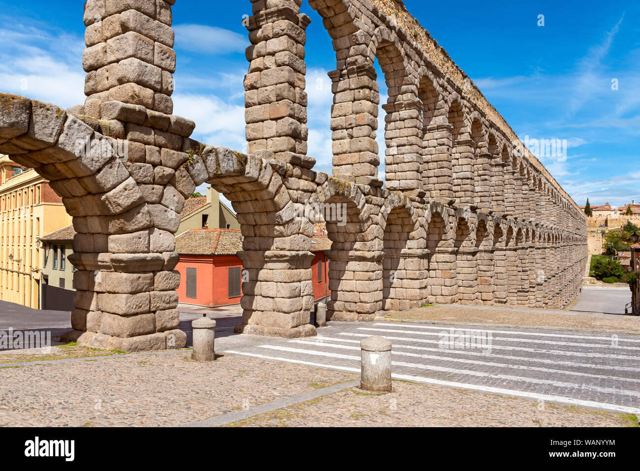 Ancien aqueduc Banque de photographies et d’images à haute résolution ...