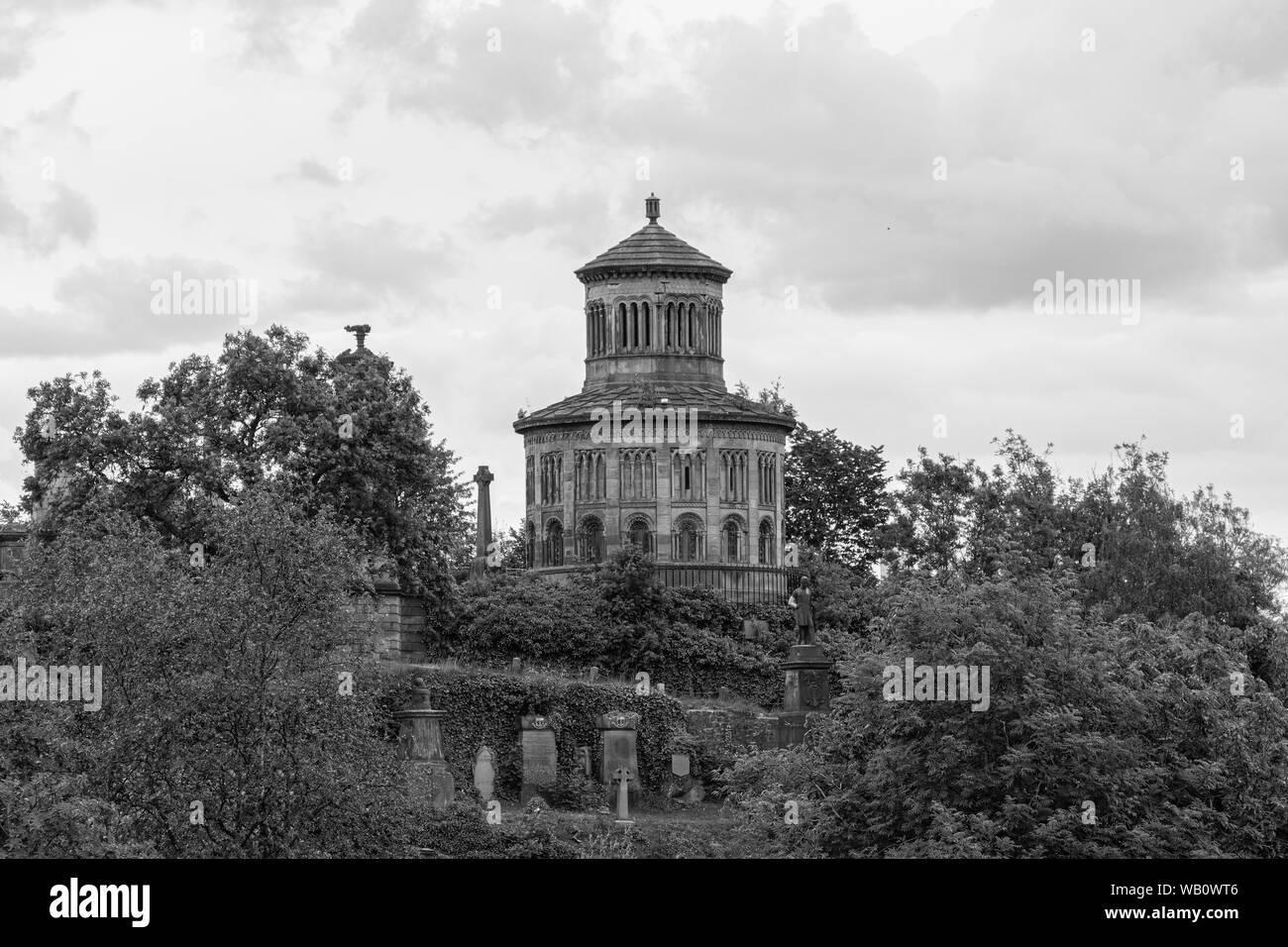 Ancienne architecture impressionnante de Glasgow en regardant vers la ...
