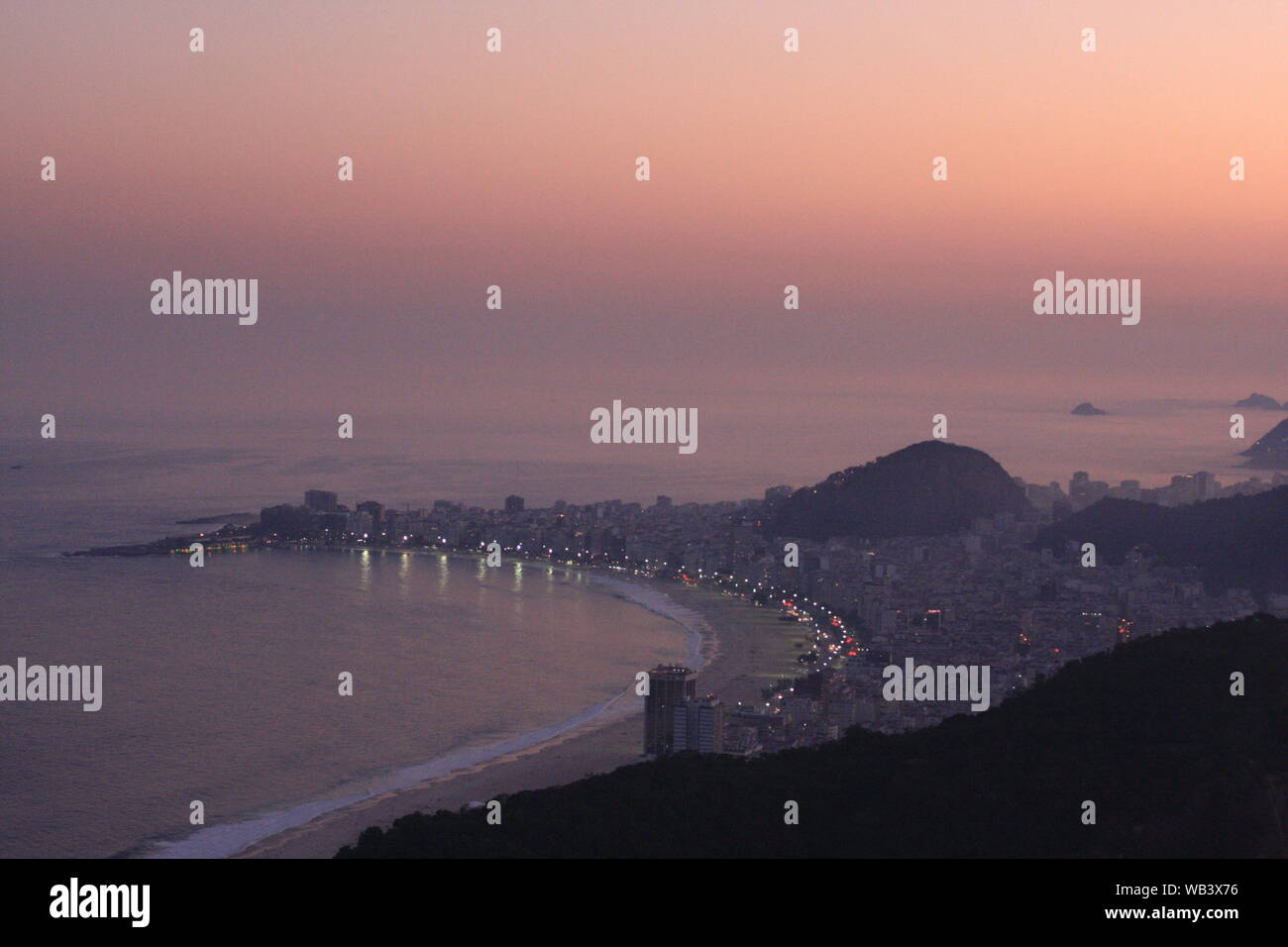 Rio de janeiro sunset Banque de photographies et d’images à haute ...