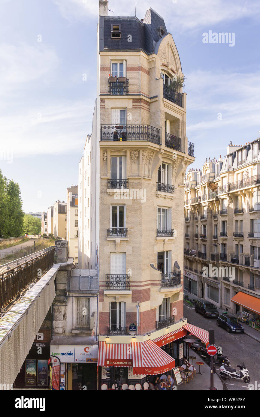 Petite ceinture de chemin de fer paris Banque de photographies et d ...