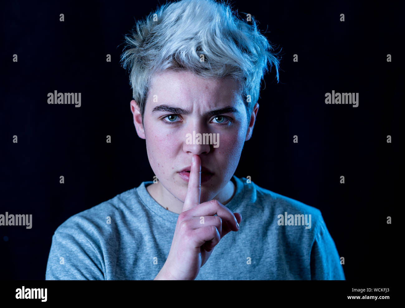 Transgender man Banque de photographies et d’images à haute résolution ...